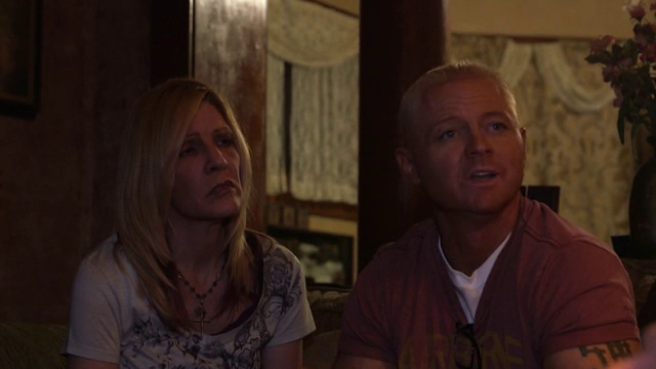 Tony Pickman: "Creo que la niña Sallie es un demonio"