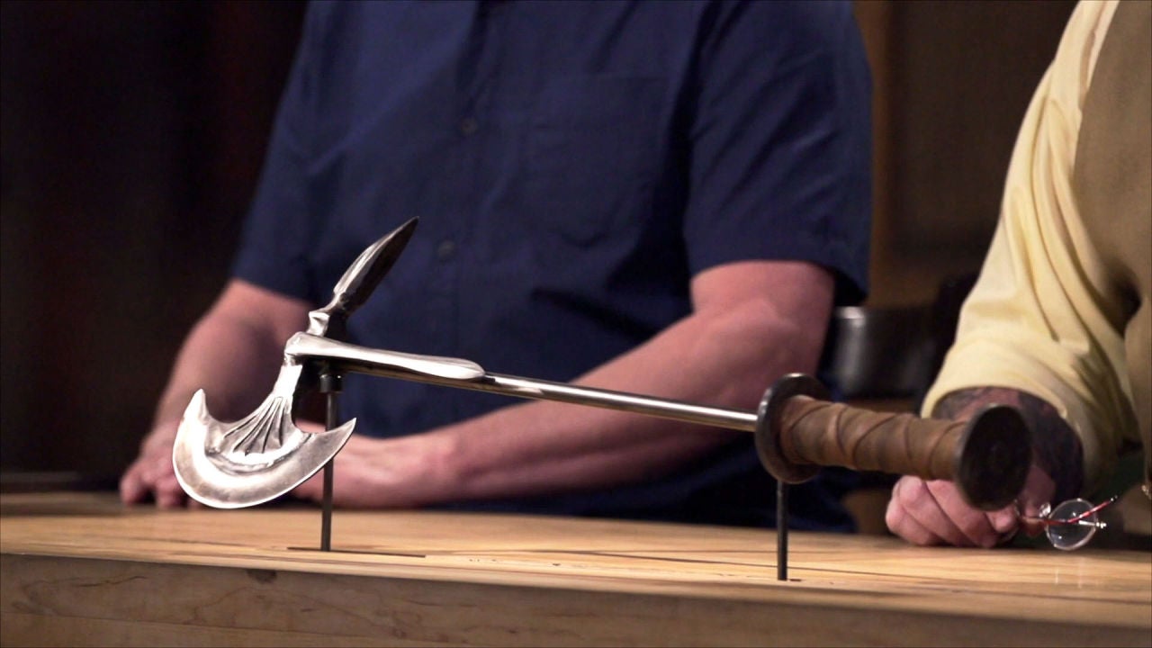 El hacha de guerra medieval, un clásico entre las armas históricas