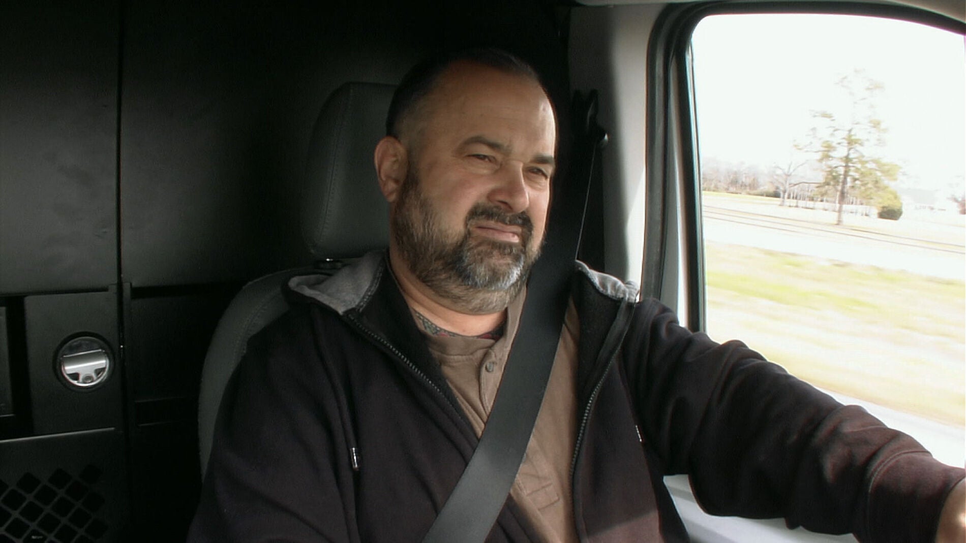 VÍDEO - CAZATESOROS: La madre de Mike llama en directo para echarle una ...