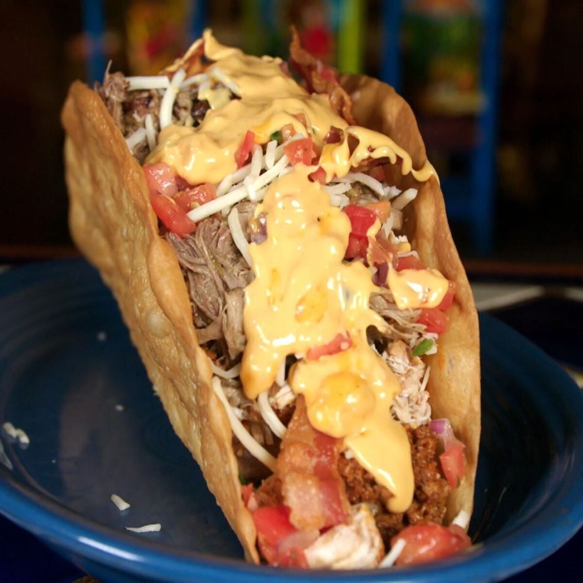 Taco De Queso Gigante Es Taaaan Grande Que Asusta BUUUUUCO! 😈🌯