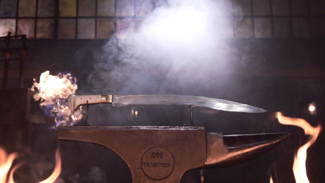 Una espada turca de doble curvatura, el 'Yatagán'